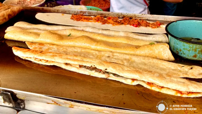 Los Machetes de la Guerrero, quesadillas gigantes en Ciudad de México