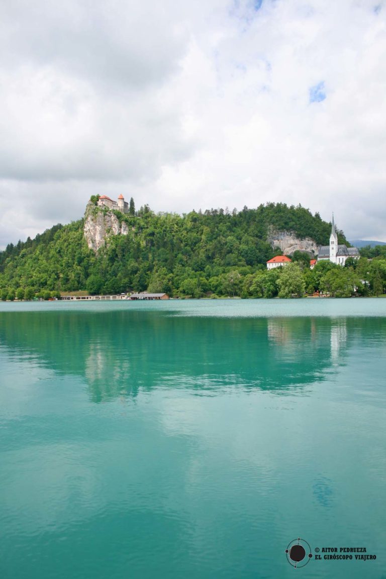 Visita a la isla del Lago Bled en Eslovenia | Castillo | Barcos